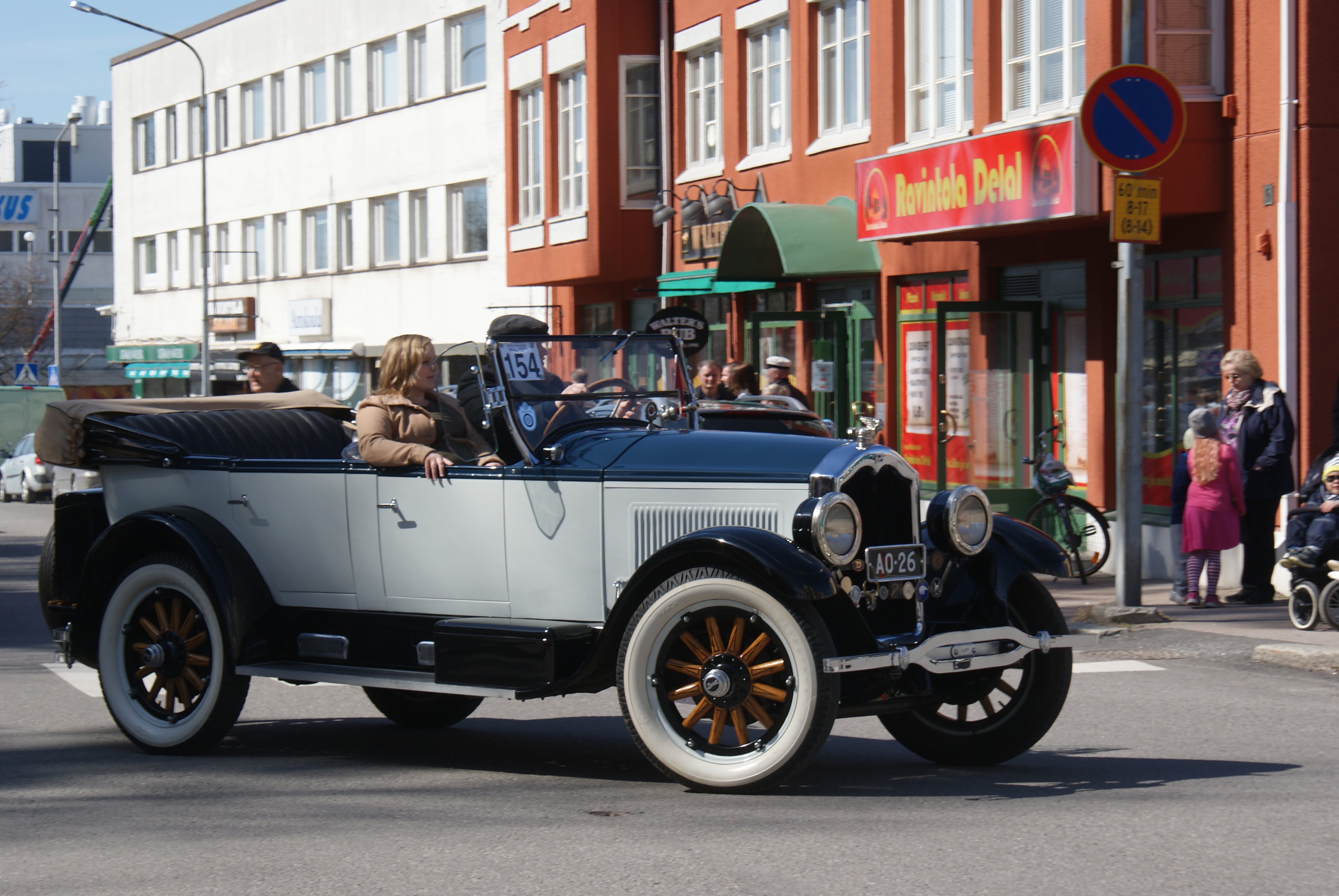 Vappuparaatissa 203 ajoneuvoa – Katso tästä osallistujalista - Alueviesti