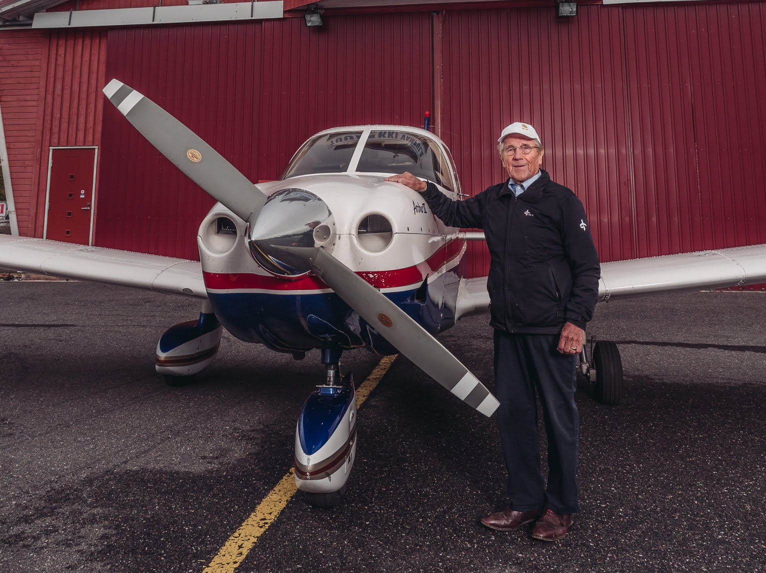 Uskonlahkolle lapsuutensa menettänyt Leevi K. Laitinen: “Kaikesta voi ...