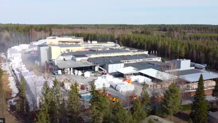 Jackonin tehtaalla tulipalo – Sastamalan Lousajassa paikalla useita ...