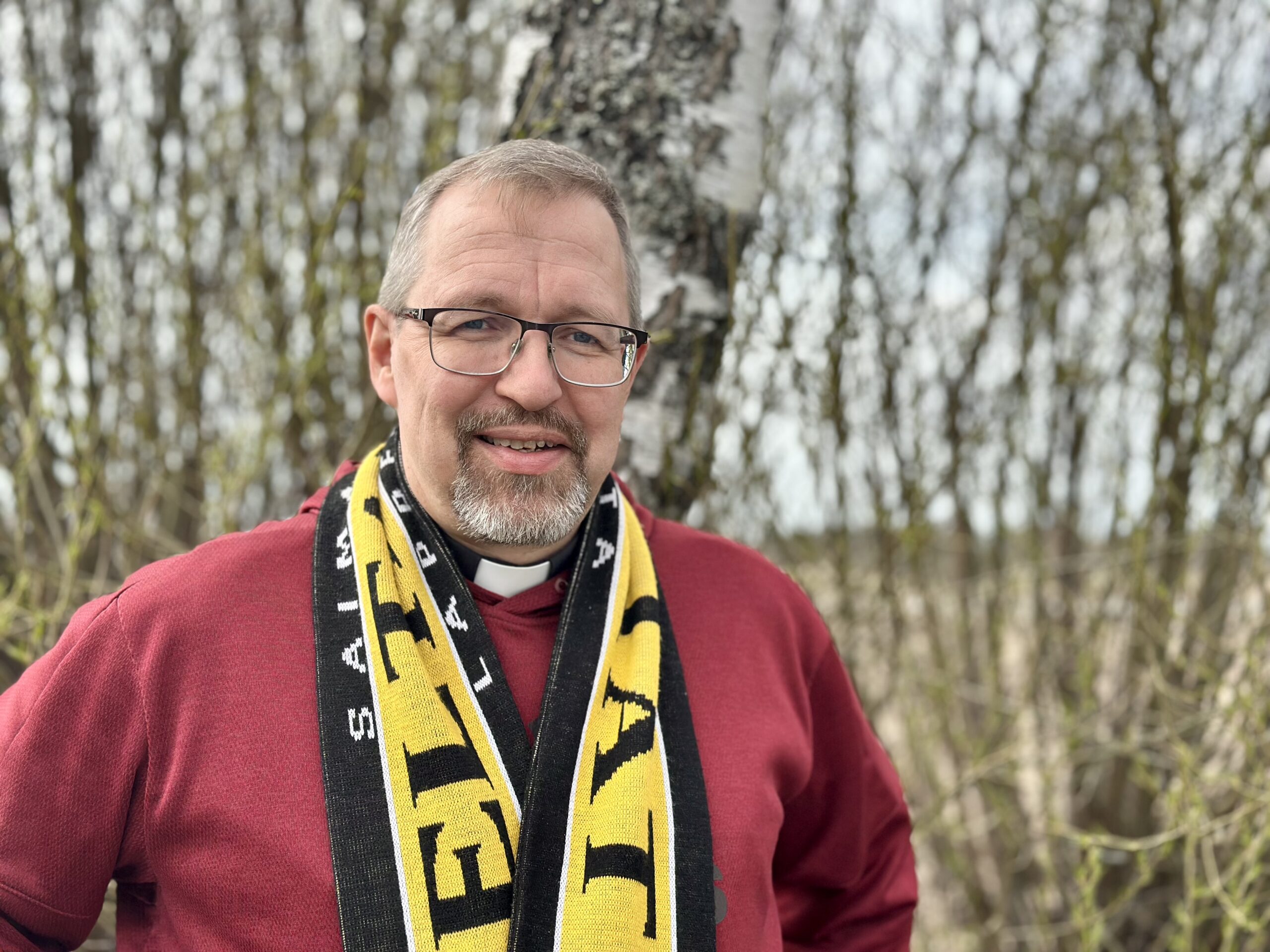 Sastamalan uusi seurakuntapastori tekee pyhiinvaelluksia ja bongailee kirkkoja – “Olen tällainen ...